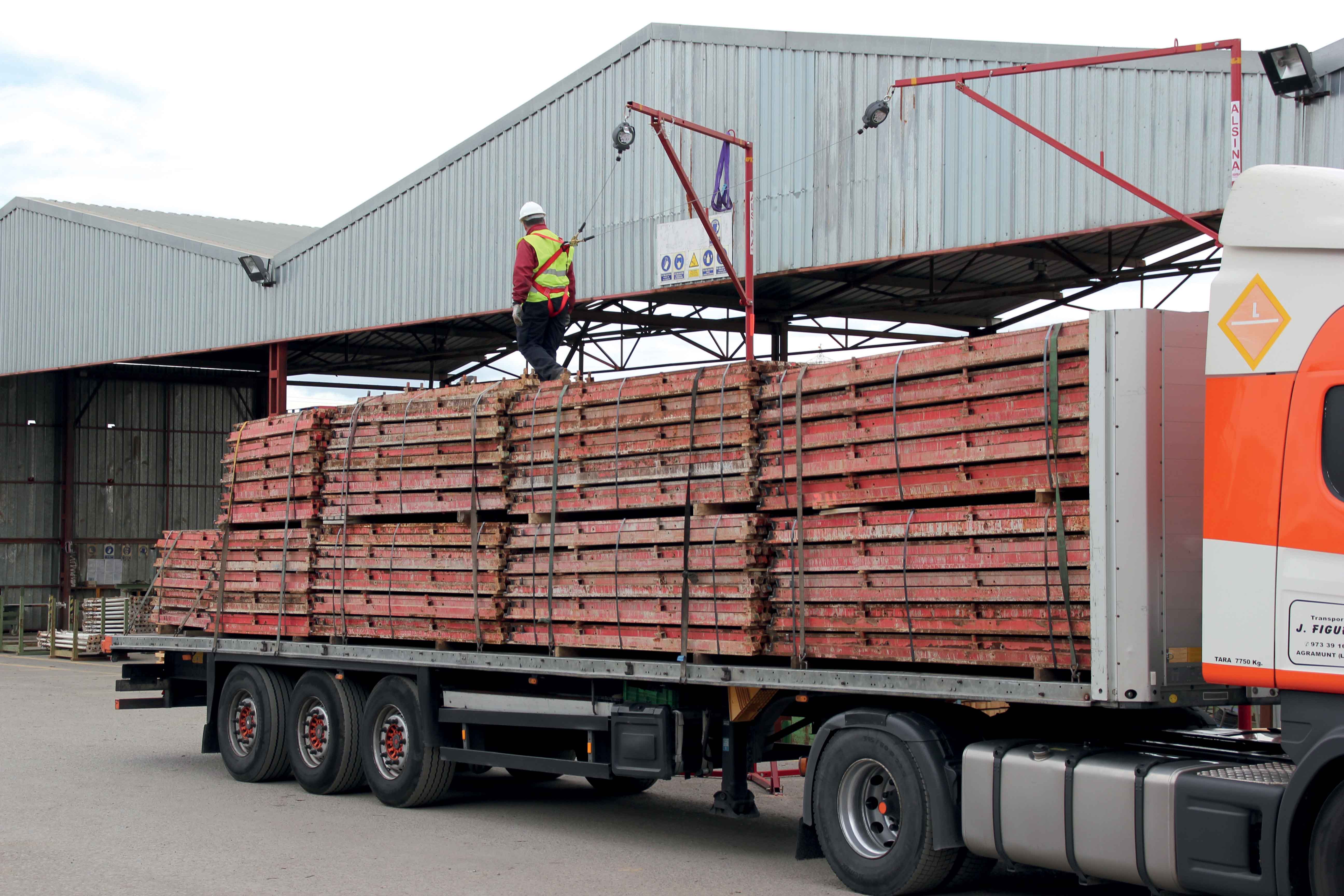 Alsina’s Alsipercha system has a handle on workers at risk of falling ...